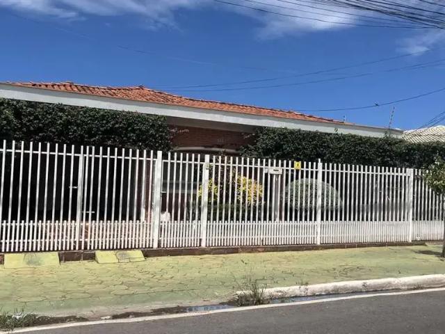 Casa / Sobrado para Venda em Várzea Grande/MT Centro Sul 3 Quartos