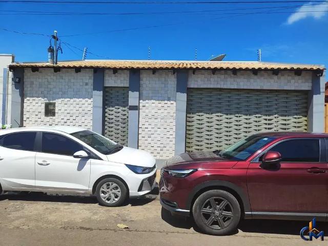 Casa / Sobrado para Venda em Várzea Grande/MT Cristo Rei 4 Quartos
