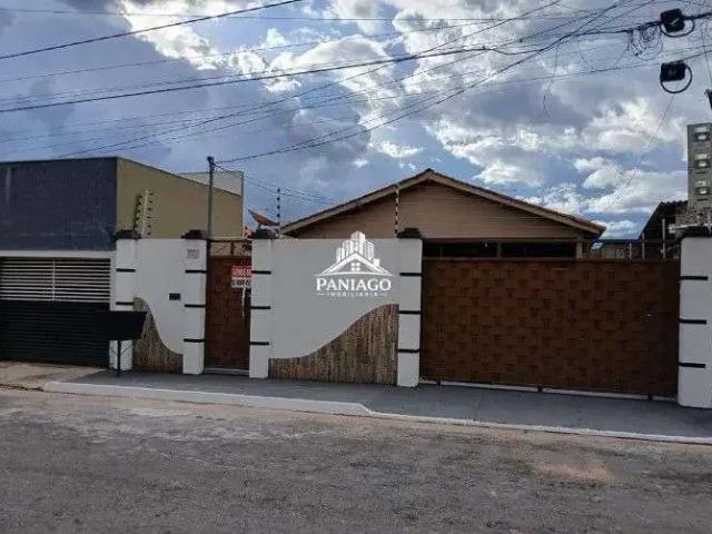 Casa / Sobrado para Venda em Várzea Grande/MT Cristo Rei 2 Quartos