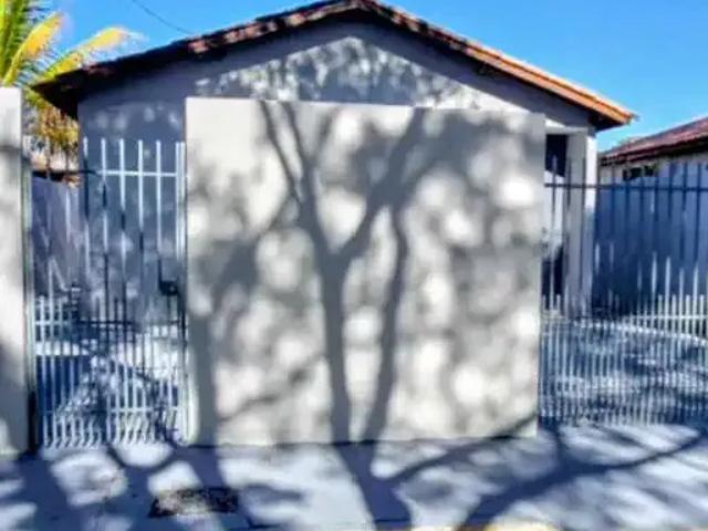 Casa / Sobrado para Venda em Várzea Grande/MT Cristo Rei 2 Quartos