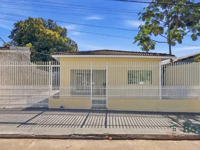 Casa / Sobrado para Venda em Várzea Grande/MT Cristo Rei 3 Quartos