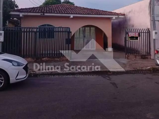 Casa / Sobrado para Venda em Várzea Grande/MT Cristo Rei 3 Quartos