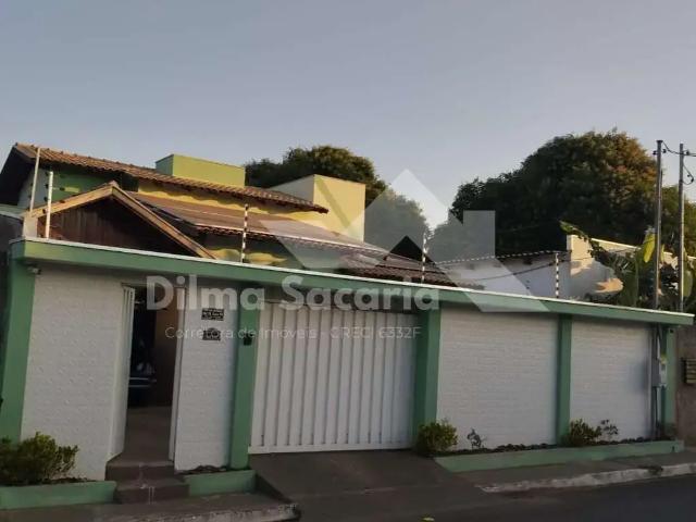 Casa / Sobrado para Venda em Várzea Grande/MT Cristo Rei 3 Quartos