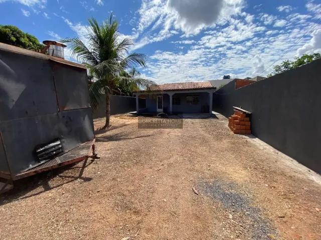 Casa / Sobrado para Venda em Várzea Grande/MT Jardim dos Estados 2 Quartos