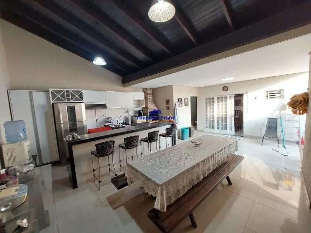 Casa / Sobrado para Venda em Várzea Grande/MT Residencial Noise Curvo de Arruda 3 Quartos