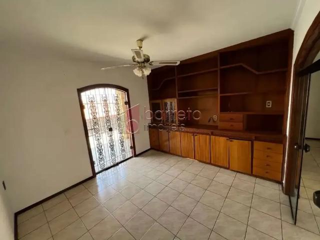 Casa / Sobrado para Venda em Várzea Paulista/SP Cidade Nova II 4 Quartos