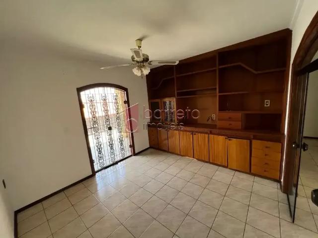 Casa / Sobrado para Venda em Várzea Paulista/SP Cidade Nova II 4 Quartos