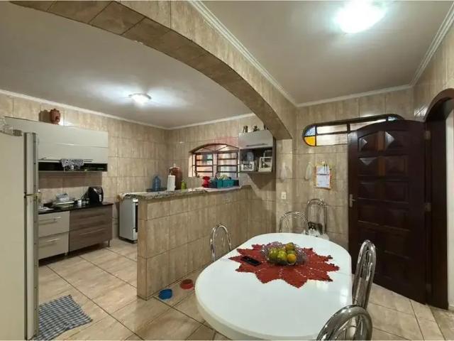 Casa / Sobrado para Venda em Várzea Paulista/SP Jardim América 5 Quartos