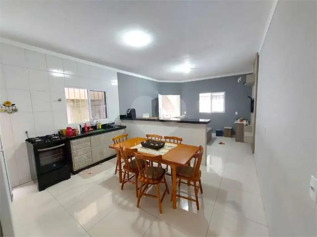 Casa / Sobrado para Venda em Várzea Paulista/SP Jardim Novo Mundo 2 Quartos