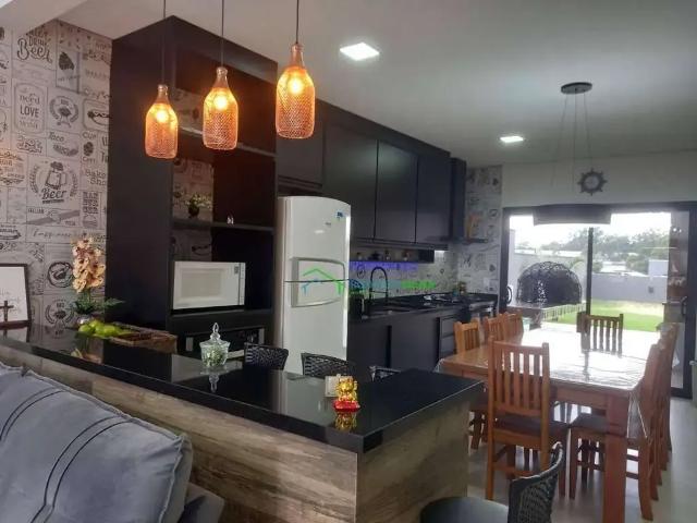 Casa / Sobrado para Venda em Vargem Grande Paulista/SP Centro 3 Quartos