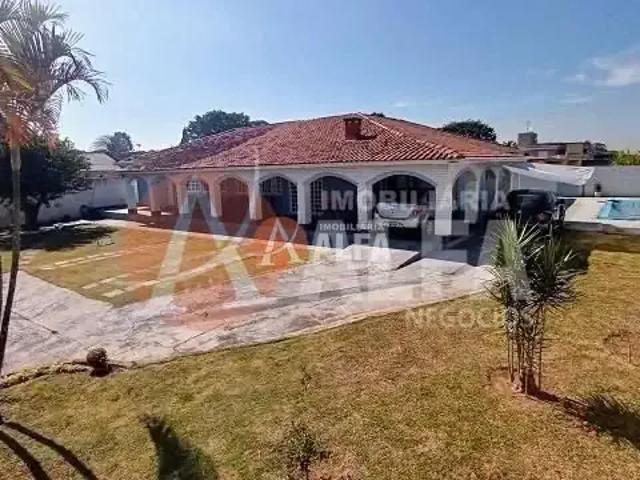 Casa / Sobrado para Venda em Vargem Grande Paulista/SP Centro 4 Quartos