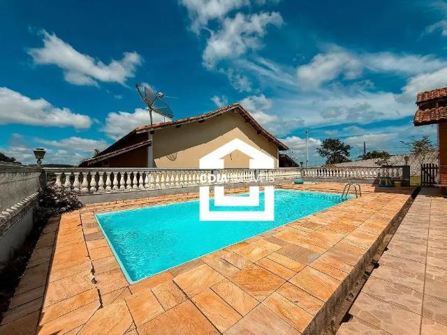 Casa / Sobrado para Venda em Vargem Grande Paulista/SP Zona Rural 4 Quartos
