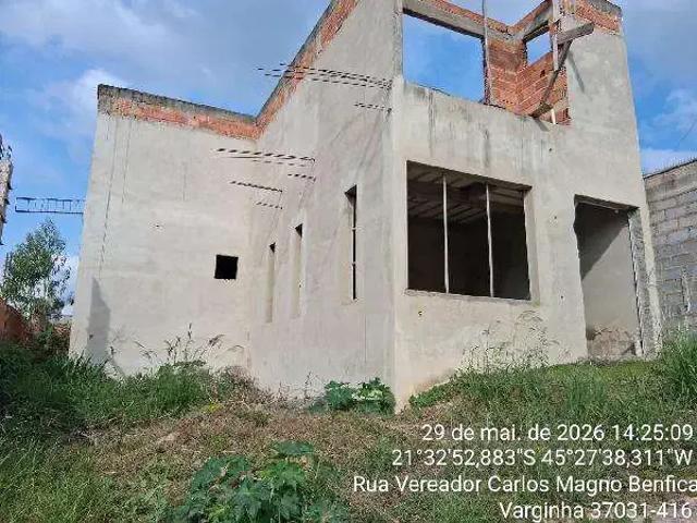 Casa / Sobrado para Venda em Varginha/MG Porto Real 5 Quartos