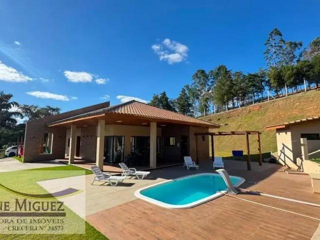 Casa / Sobrado para Venda em Vassouras/RJ Andrade Costa 4 Quartos