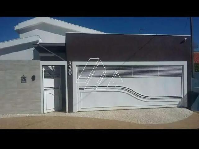 Casa / Sobrado para Venda em Vera Cruz/SP Centro 3 Quartos