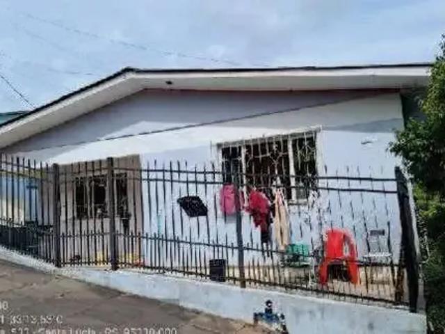 Casa / Sobrado para Venda em Veranópolis/RS Centro 1 Quartos