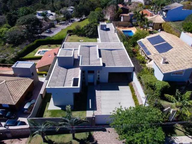 Casa / Sobrado para Venda em Vinhedo/SP Caixa D´Água 3 Quartos