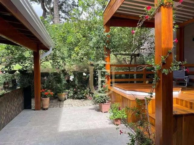 Casa / Sobrado para Venda em Vinhedo/SP Caixa D´Água 3 Quartos