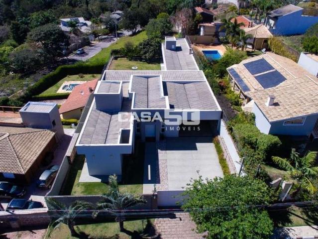 Casa / Sobrado para Venda em Vinhedo/SP Caixa D´Água 3 Quartos