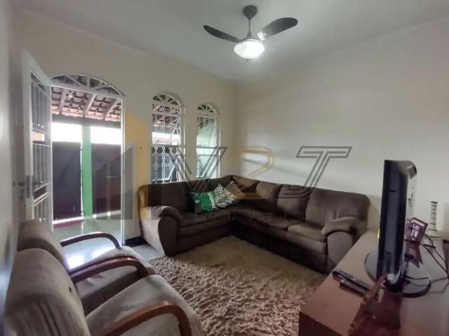Casa / Sobrado para Venda em Vinhedo/SP Capela 2 Quartos