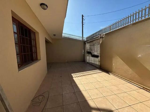 Casa / Sobrado para Venda em Vinhedo/SP Capela 3 Quartos