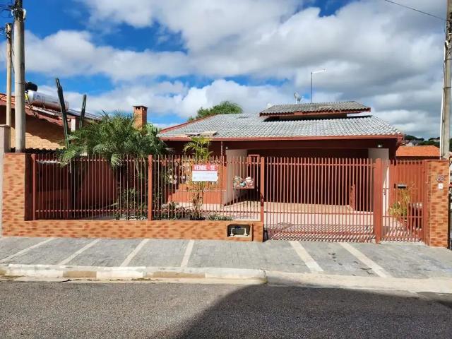 Casa / Sobrado para Venda em Vinhedo/SP Centro 3 Quartos