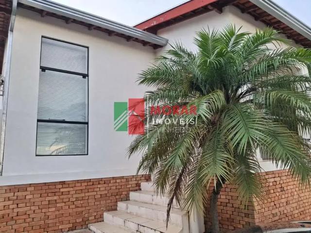 Casa / Sobrado para Venda em Vinhedo/SP Centro 3 Quartos
