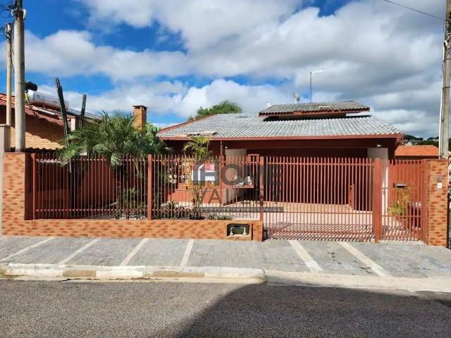 Casa / Sobrado para Venda em Vinhedo/SP Centro 3 Quartos