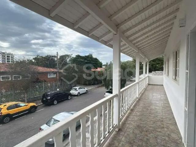 Casa / Sobrado para Venda em Vinhedo/SP Centro 4 Quartos