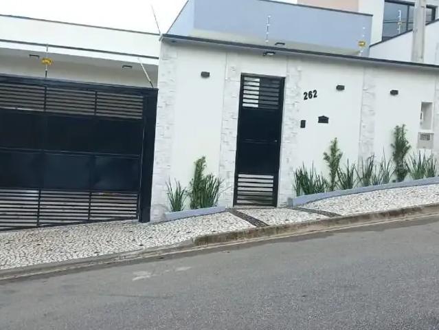Casa / Sobrado para Venda em Vinhedo/SP Fazenda Santana 3 Quartos