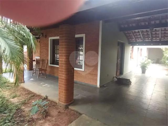 Casa / Sobrado para Venda em Vinhedo/SP Jardim Itália 3 Quartos