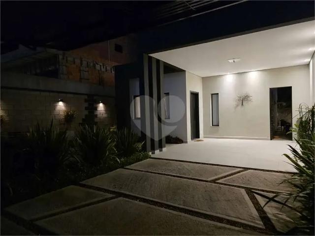 Casa / Sobrado para Venda em Vinhedo/SP Pinheirinho 3 Quartos