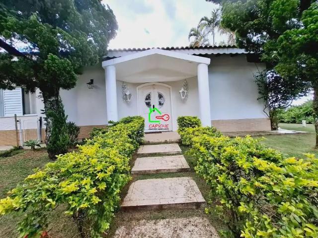 Casa / Sobrado para Venda em Vinhedo/SP Observatório 4 Quartos
