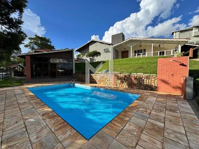 Casa / Sobrado para Venda em Vinhedo/SP Marambaia 4 Quartos