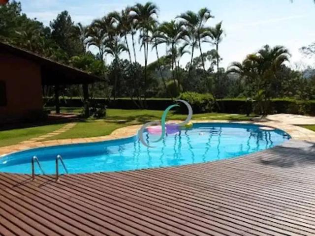 Casa / Sobrado para Venda em Vinhedo/SP Santa Rosa 4 Quartos