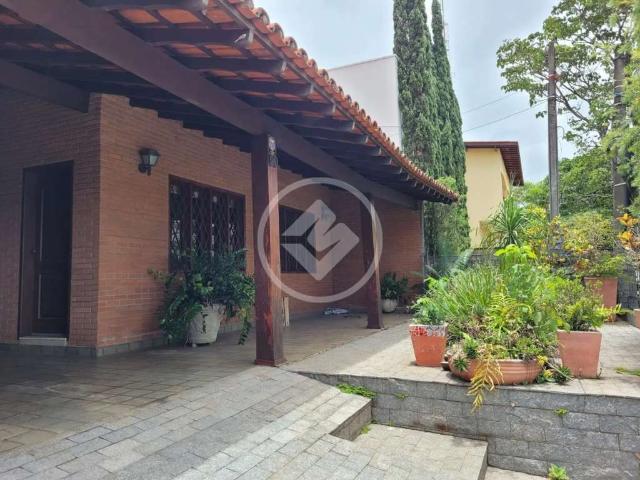 Casa / Sobrado para Venda em Vinhedo/SP Santa Rosa 3 Quartos