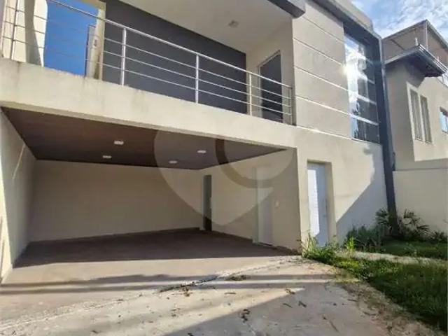 Casa / Sobrado para Venda em Vinhedo/SP Pinheirinho 3 Quartos