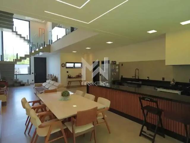 Casa / Sobrado para Venda em Vinhedo/SP Pinheirinho 3 Quartos