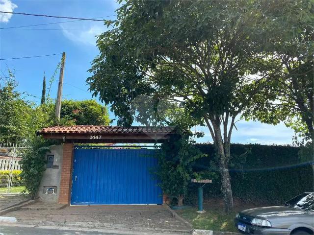 Casa / Sobrado para Venda em Vinhedo/SP Pinheirinho 3 Quartos