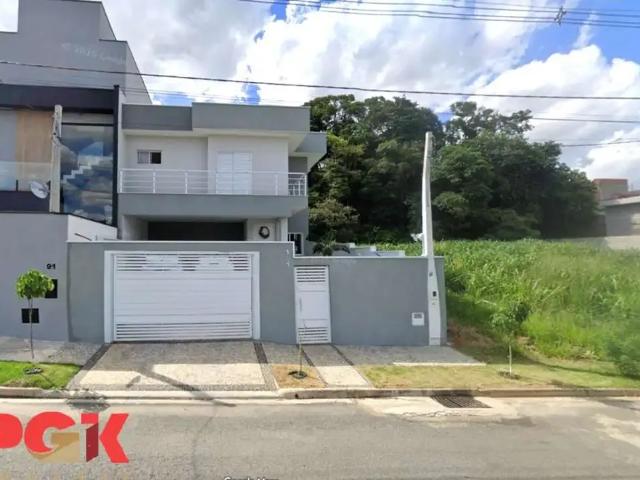 Casa / Sobrado para Venda em Vinhedo/SP Pinheirinho 3 Quartos
