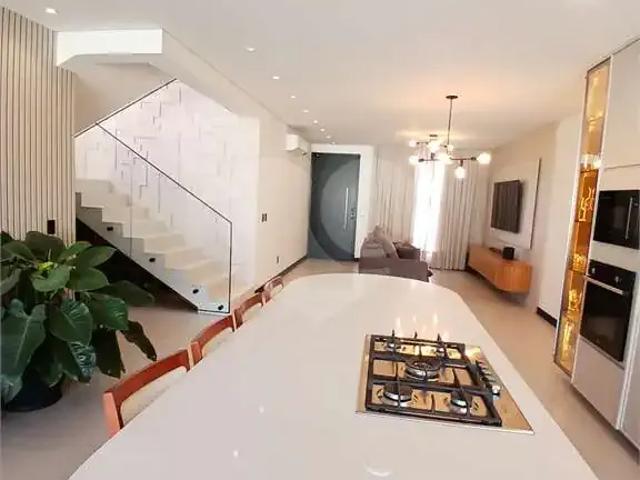 Casa / Sobrado para Venda em Vinhedo/SP Pinheirinho 3 Quartos