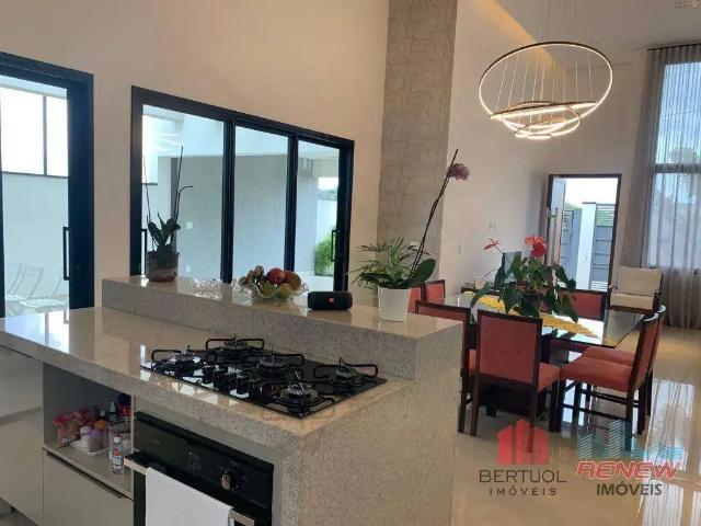 Casa / Sobrado para Venda em Vinhedo/SP Pinheirinho 2 Quartos