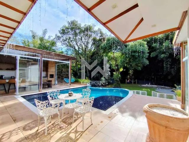 Casa / Sobrado para Venda em Vinhedo/SP Pinheirinho 4 Quartos