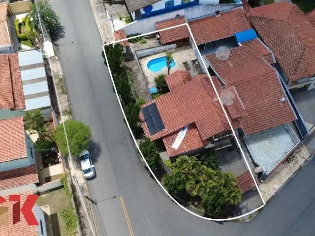 Casa / Sobrado para Venda em Vinhedo/SP Vila Gallo 4 Quartos