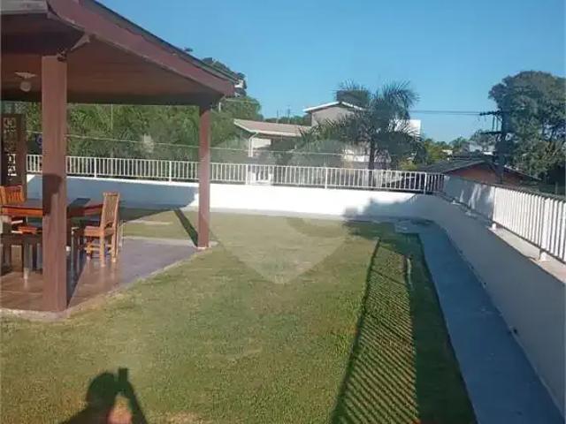 Casa / Sobrado para Venda em Vinhedo/SP Vila Hipica 5 Quartos