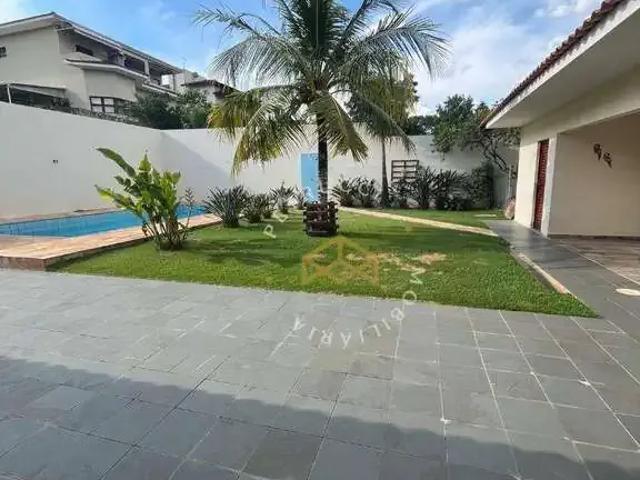 Casa / Sobrado para Venda em Vinhedo/SP Vista Alegre 4 Quartos