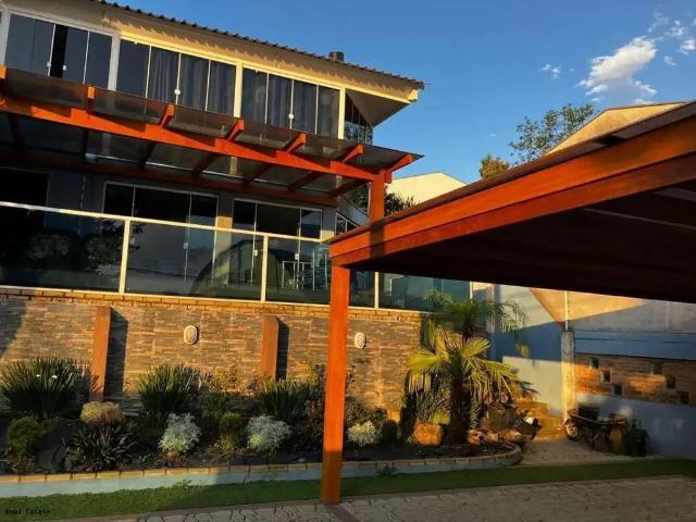 Casa / Sobrado para Venda em Viamão/RS Tarumã 4 Quartos