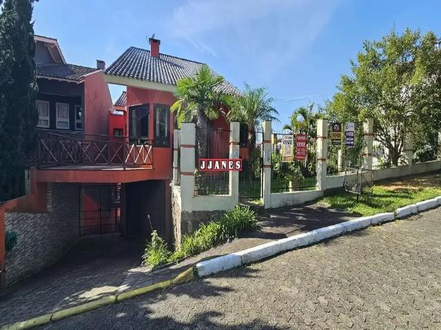 Casa / Sobrado para Venda em Viamão/RS Cantegril 4 Quartos