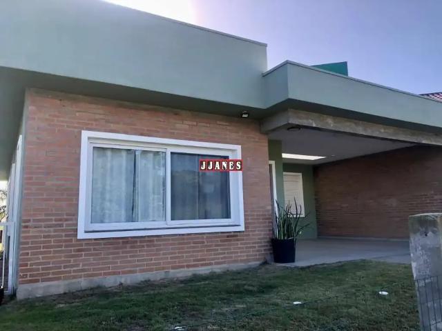 Casa / Sobrado para Venda em Viamão/RS São Lucas 3 Quartos