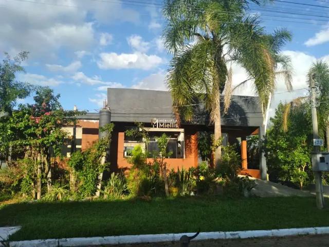 Casa / Sobrado para Venda em Viamão/RS São Lucas 4 Quartos